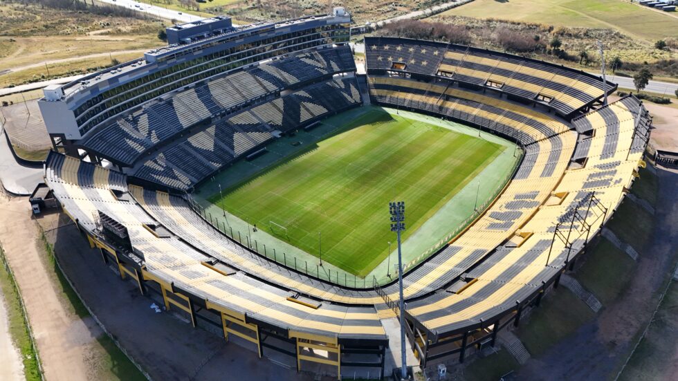 Estadio Campeón del Siglo, el hogar del Club Atlético Peñarol ...
